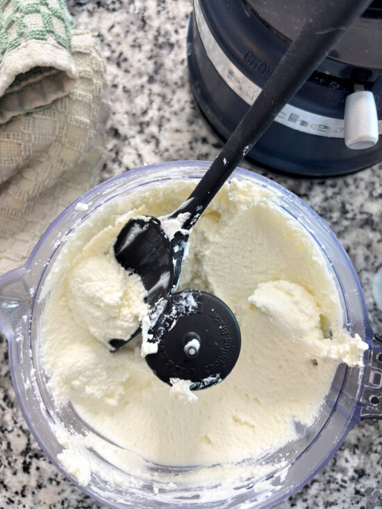 Low Fat, High Protein 4 Ingredient Homemade Cream Cheese