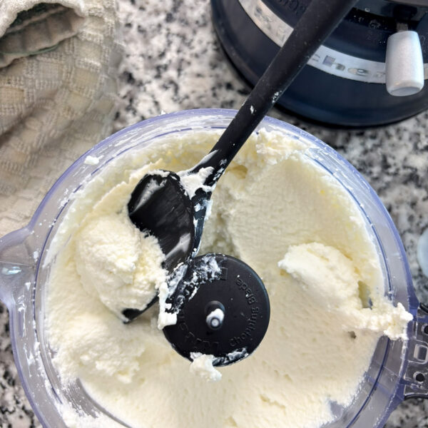 Low Fat, High Protein 4 Ingredient Homemade Cream Cheese
